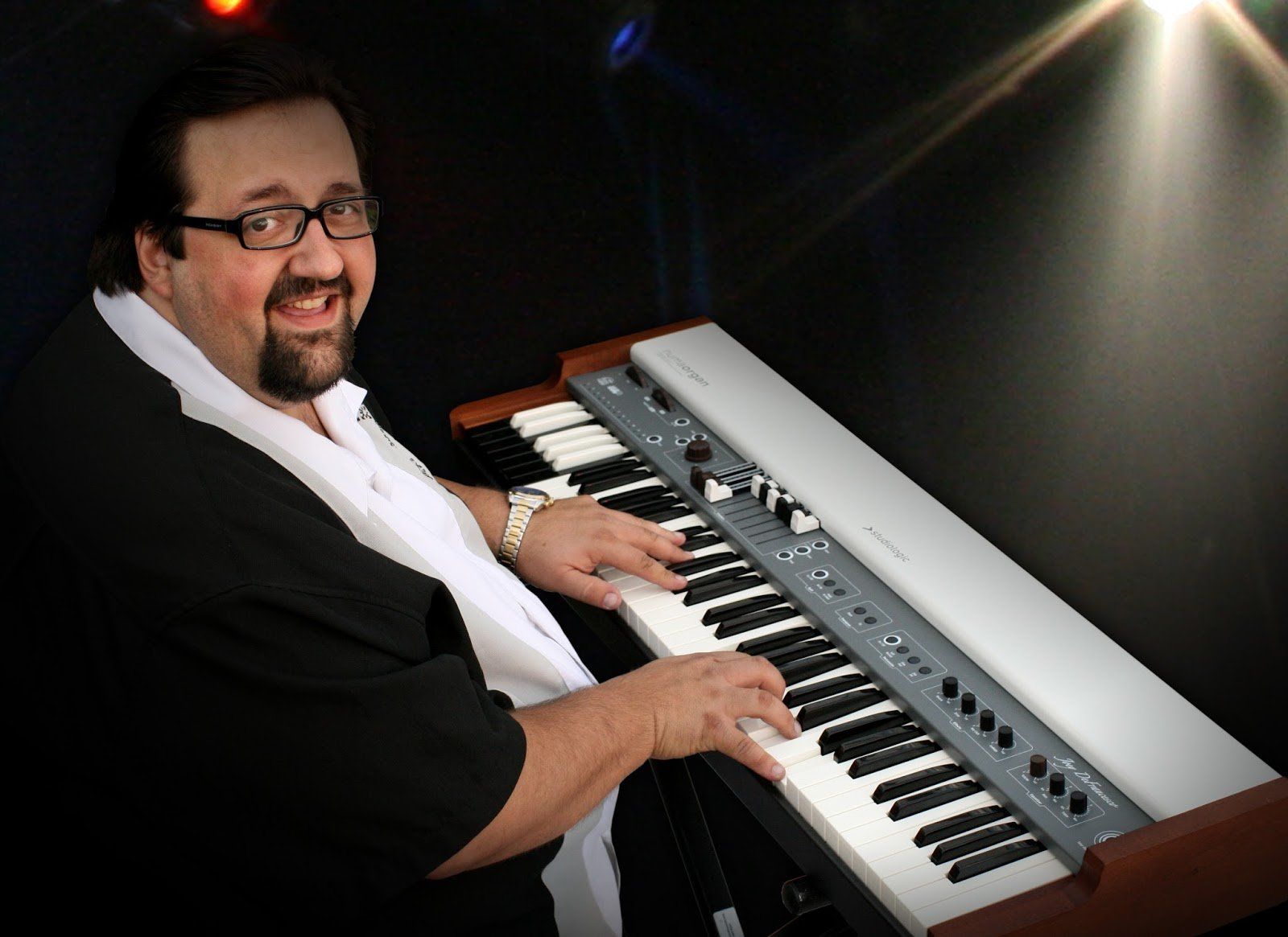 Joey DeFrancesco, ninguno de cartel del ciclo 'Al lado del...